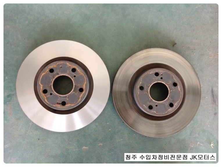 렉서스 Es350 프론트 디스크그라인딩 리어 브레이크패드 교환청주jk모터스청주수입차정비수리전문점jk모터스청주수입차정비청주수입차수리청주제이케이모터스