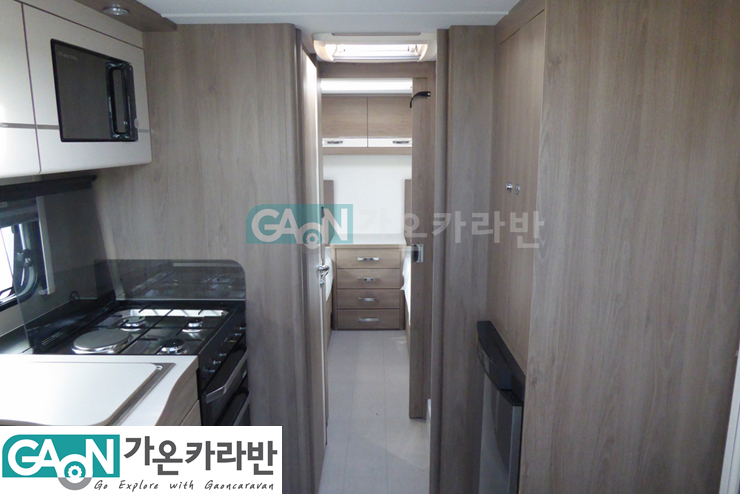 [신차/판매중] 2019년 컴파스 카피로 574 (2019 Compass Capiro 574) 카라반 : 네이버 블로그